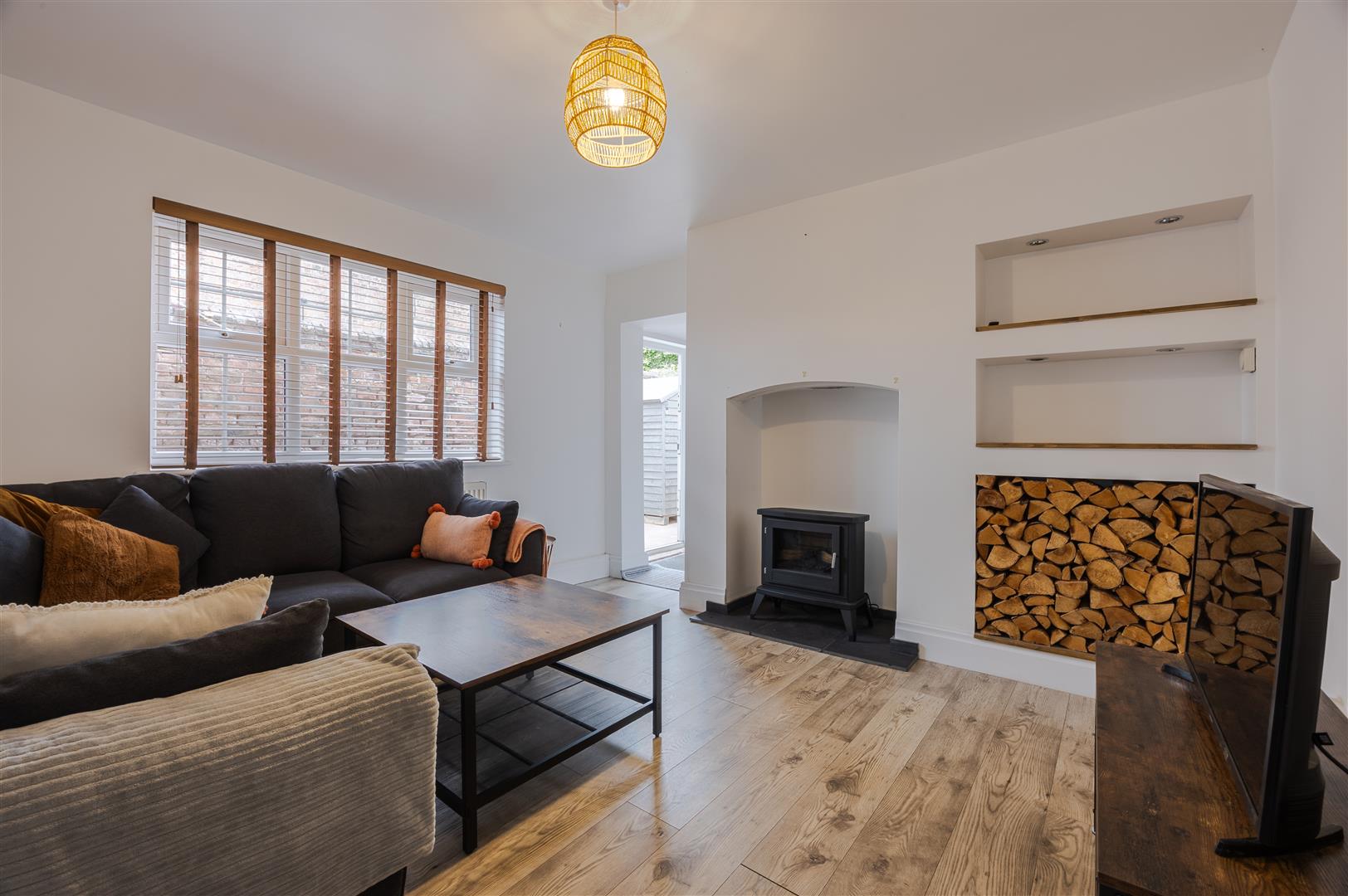 House for Sale - Cross Street, Crowle